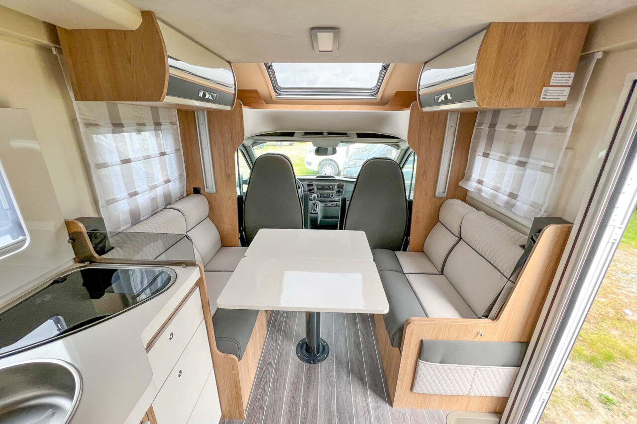 Burstner Wohnmobil Mit Queensbett